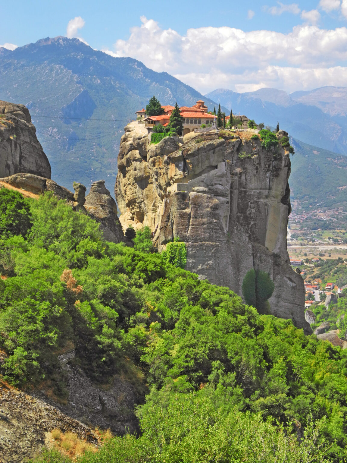 The Secret Trails of Meteora: A Hikers' Guide | Travel.gr/en