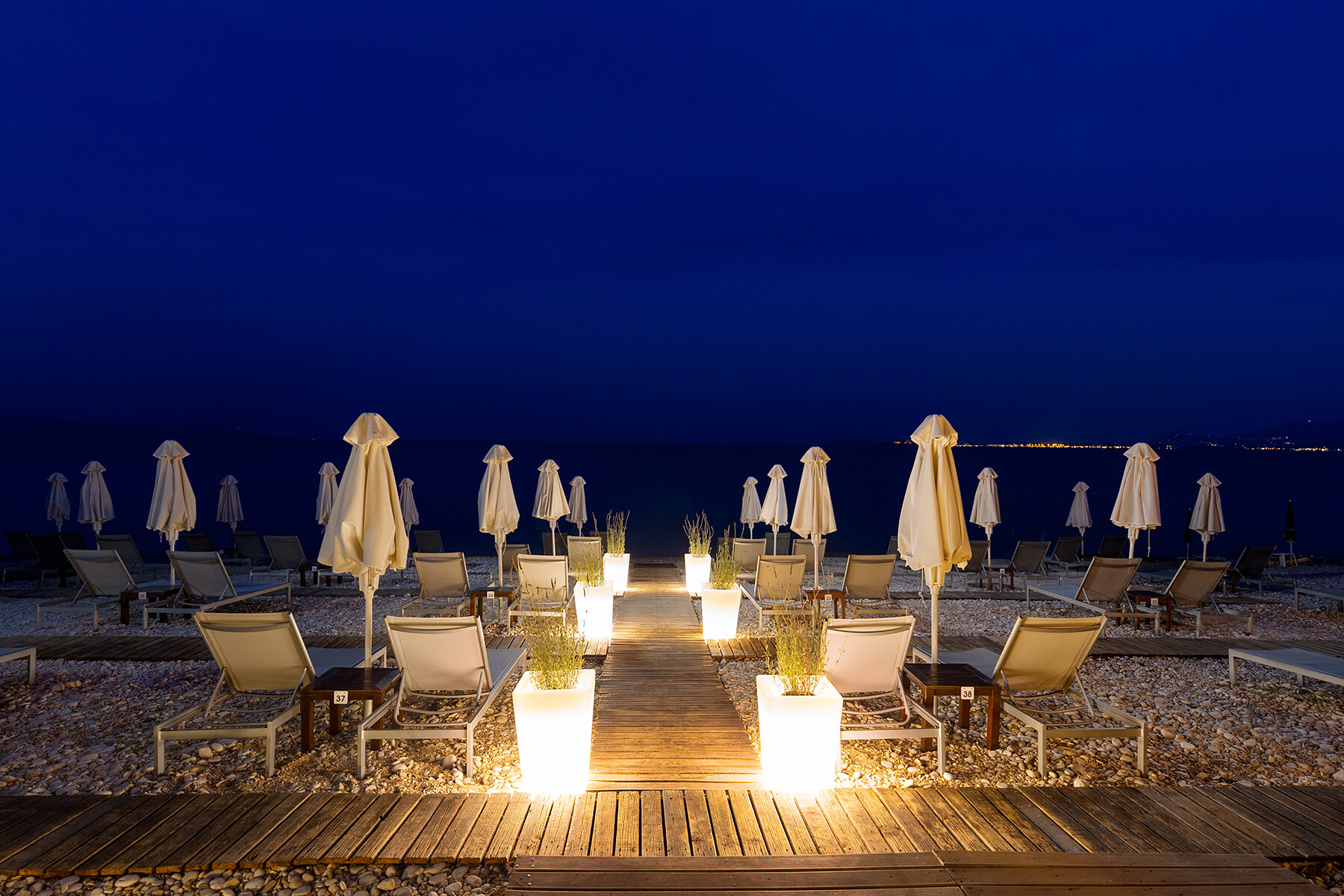 A Guide to Corfu's Beach Bars| travel.gr