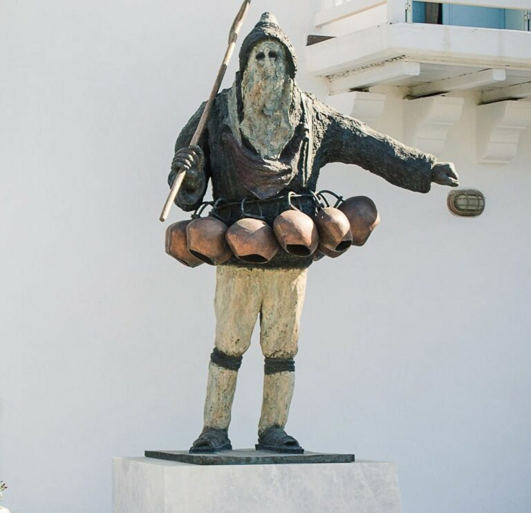 Oι Απόκριες στην Σκύρο είναι μια ιδιαίτερη εμπειρία | travel.gr