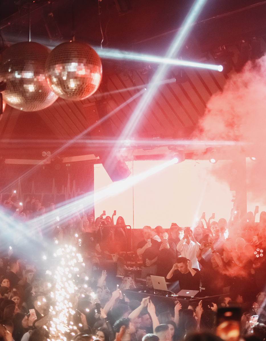 The Vibrant Nightlife of Corfu Island | travel.gr