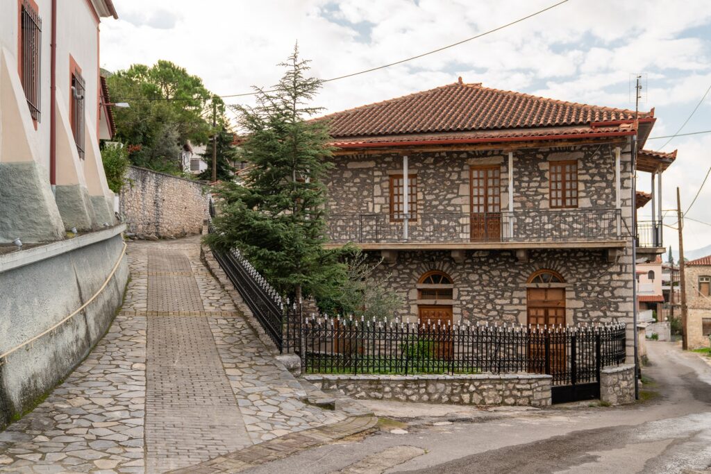 5 οάσεις δροσιάς κοντά στην Αθήνα αντίδοτο καύσωνα | travel.gr