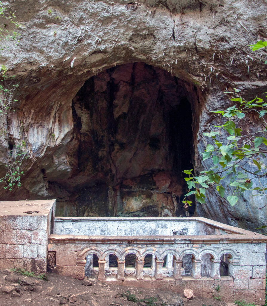 Your Guide to Delphi | travel.gr