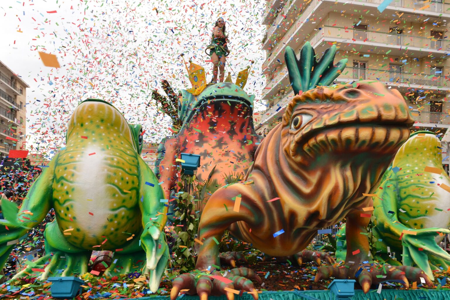 Patra Carnival: A Guide to Riotous Fun for the 'Apokreas'| travel.gr