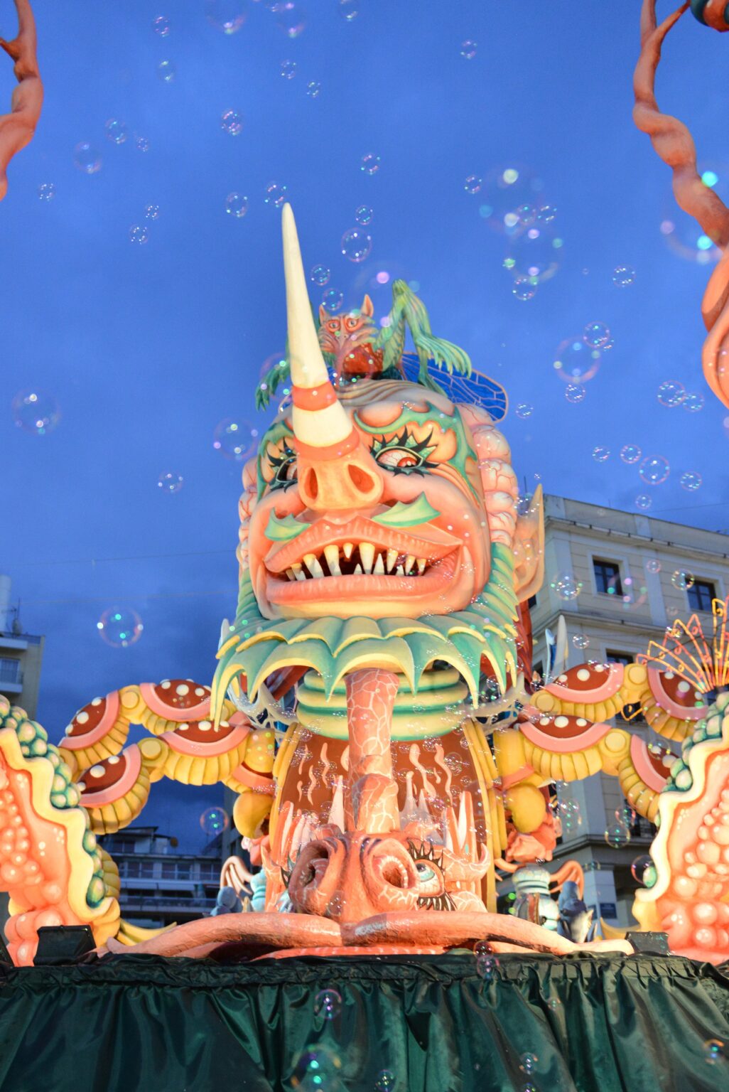 Patra Carnival: A Guide to Riotous Fun for the 'Apokreas'| travel.gr