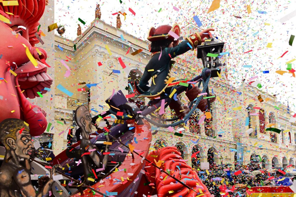 Patra Carnival: A Guide to Riotous Fun for the 'Apokreas'| travel.gr