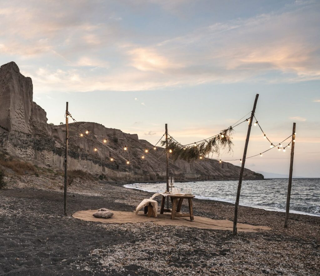 Chillax at Santorini's Best Beach Bars | travel.gr