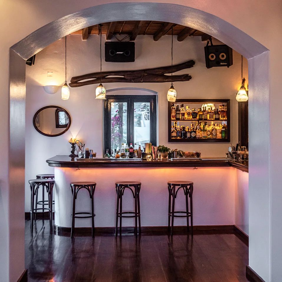 Fresh Summer Breeze at Milos' 8 Best Bars | travel.gr