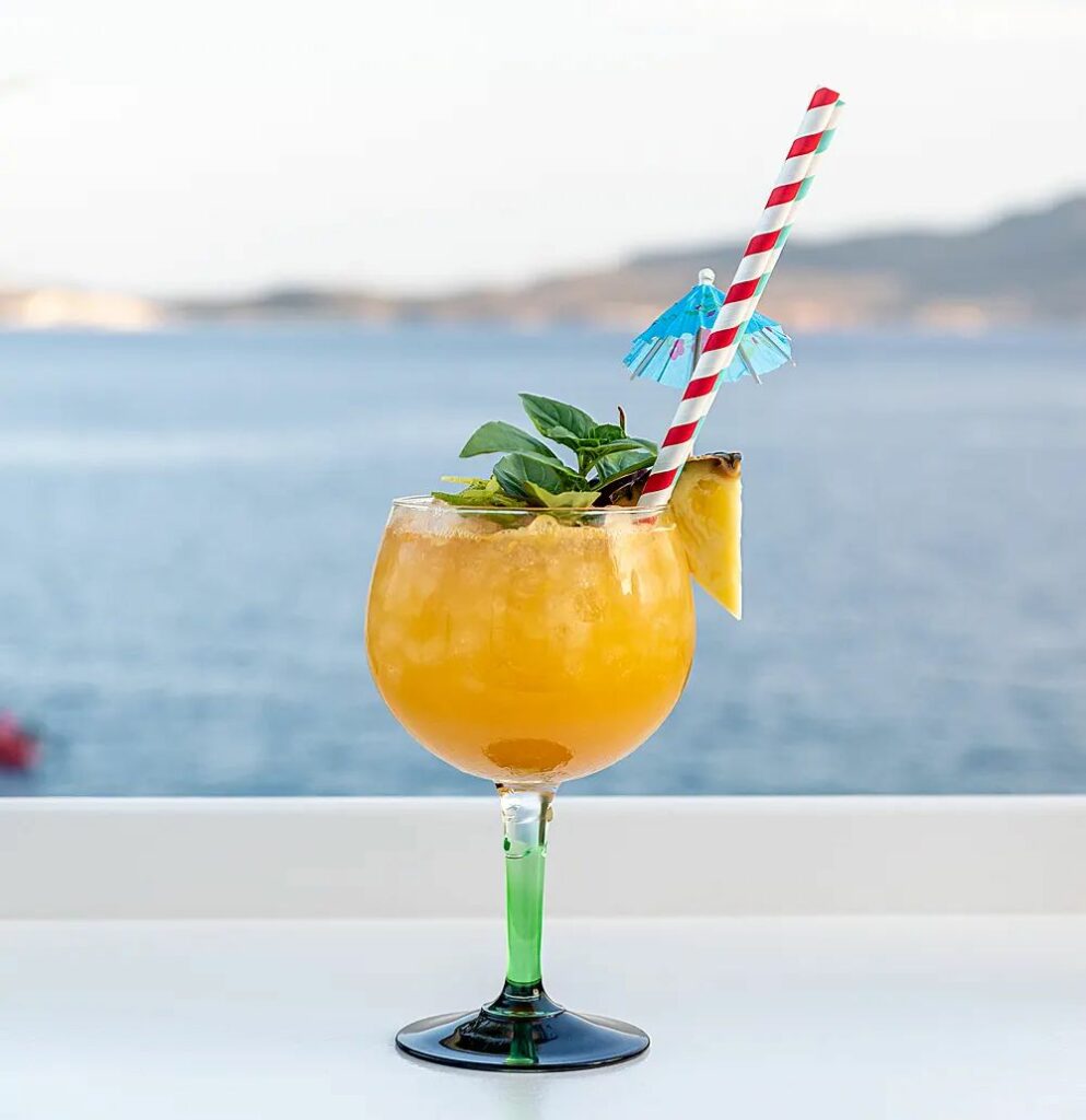 Fresh Summer Breeze at Milos' 8 Best Bars | travel.gr