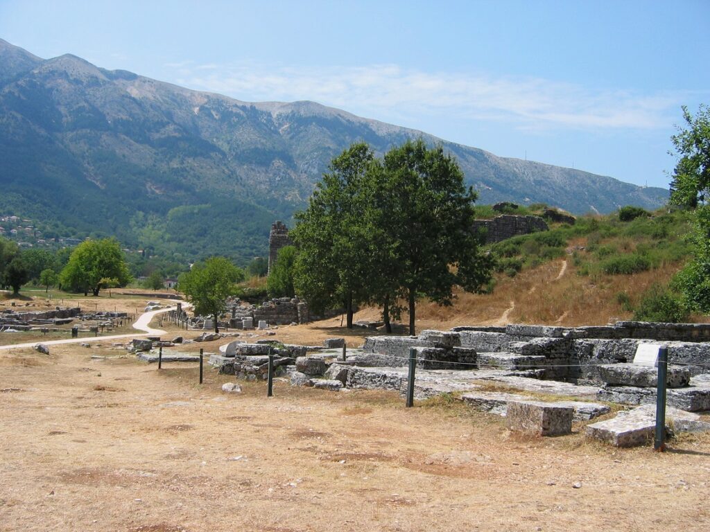 Ταξίδι με παιδιά: Επίσκεψη στην αρχαία Δωδώνη