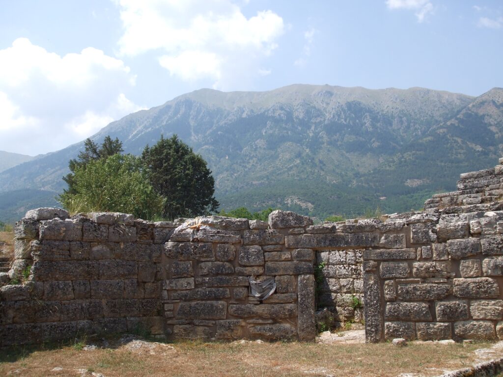 Ταξίδι με παιδιά: Επίσκεψη στην αρχαία Δωδώνη