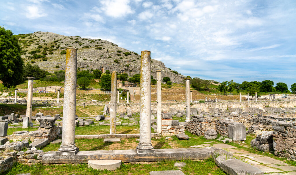 | travel.gr Επίσκεψη στον Αρχαιολογικό Χώρο Φιλίππων