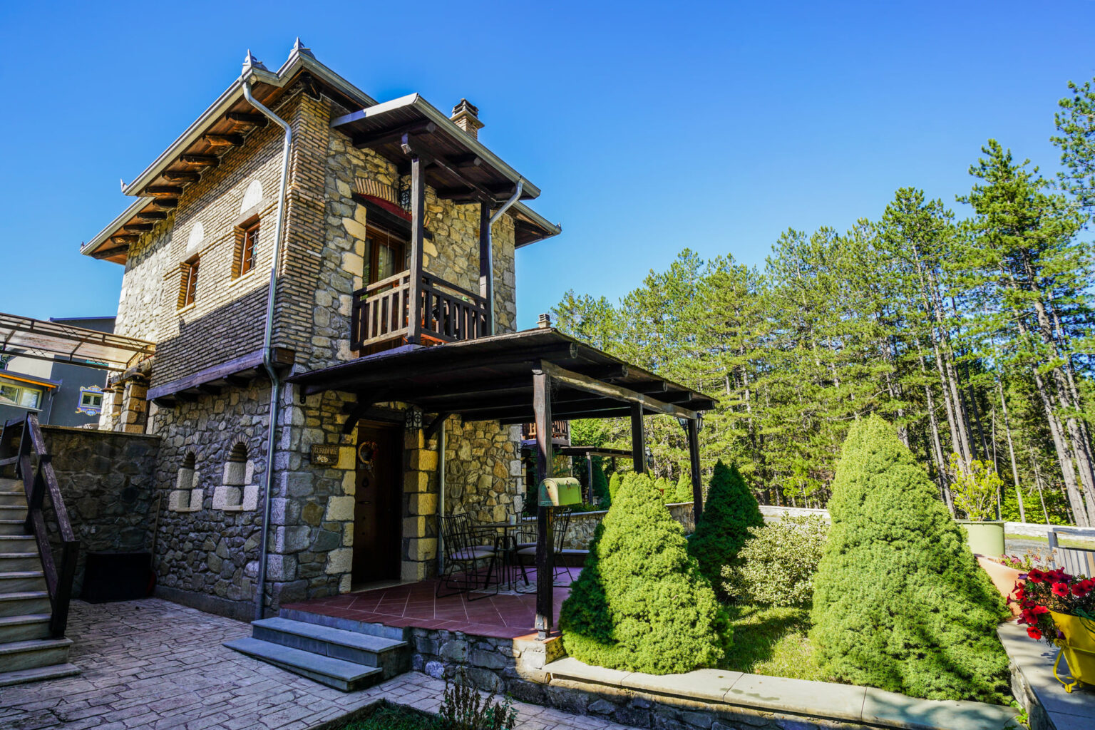 Γρεβενά φύση θεόρατα βουνά εκπληκτικό φαγητό | travel.gr