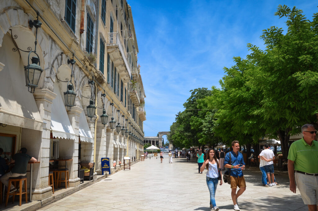 Oι καλύτερες εμπειρίες στην πόλη της Κέρκυρας | travel.gr