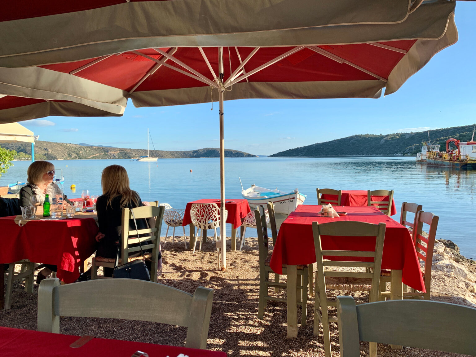 5 Top Island-Like Spring Destinations on the Mainland