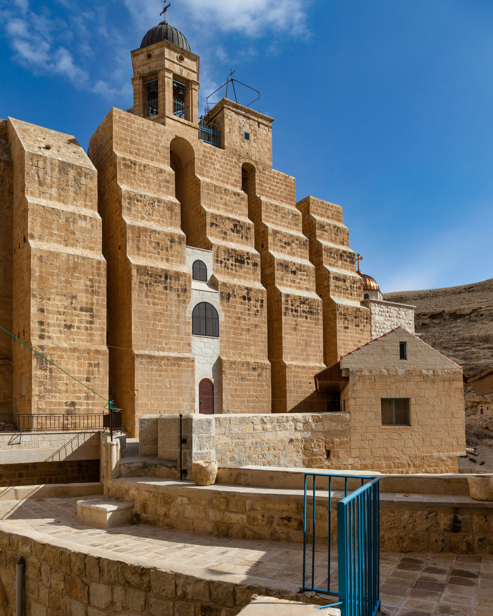 Άγιος Σάββας επιβλητικό μοναστήρι Έρημος Ιουδαίας | travel.gr