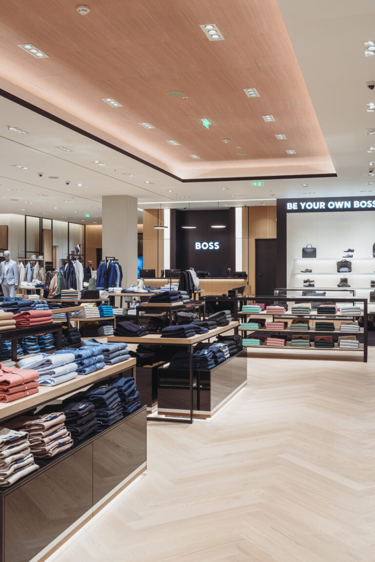 Golden Hall: A Shopping Experience that Truly has it All | travel.gr