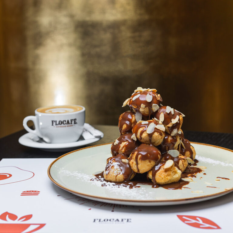 Μία μοναδική εμπειρία dining στο Golden Hall | travel.gr