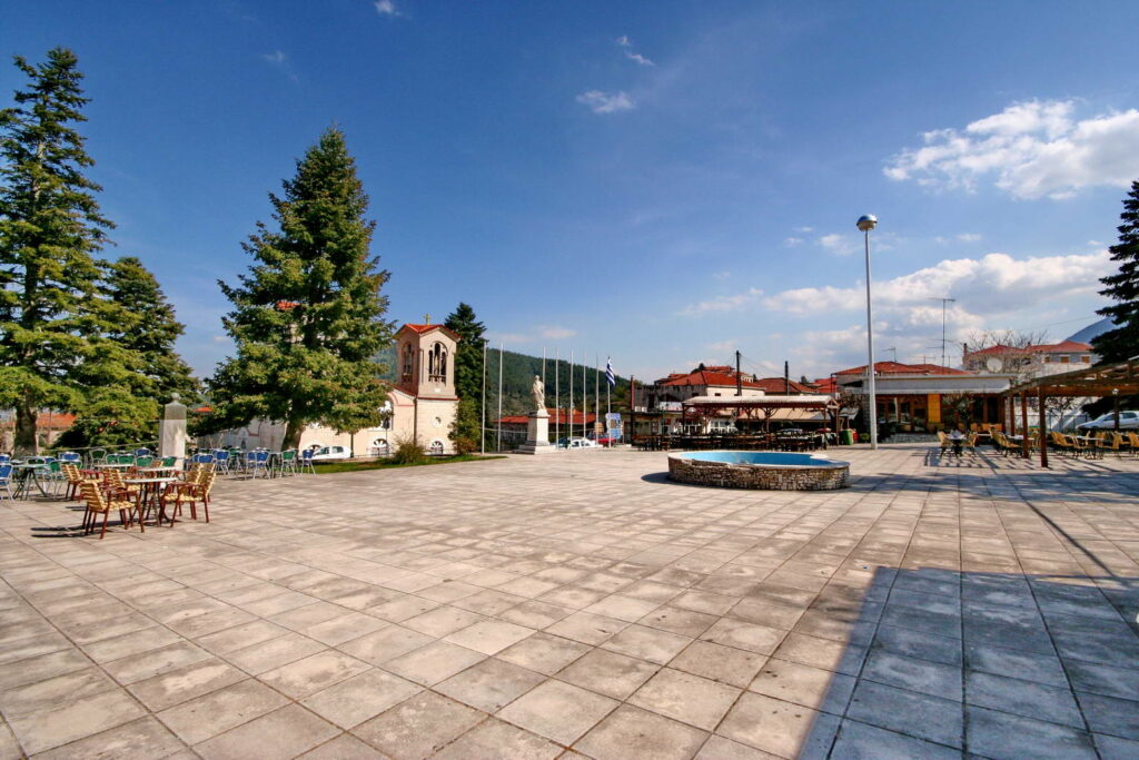 Λεβίδι άνοιξη παράδεισος καλοφαγάδων Μοριά | travel.gr