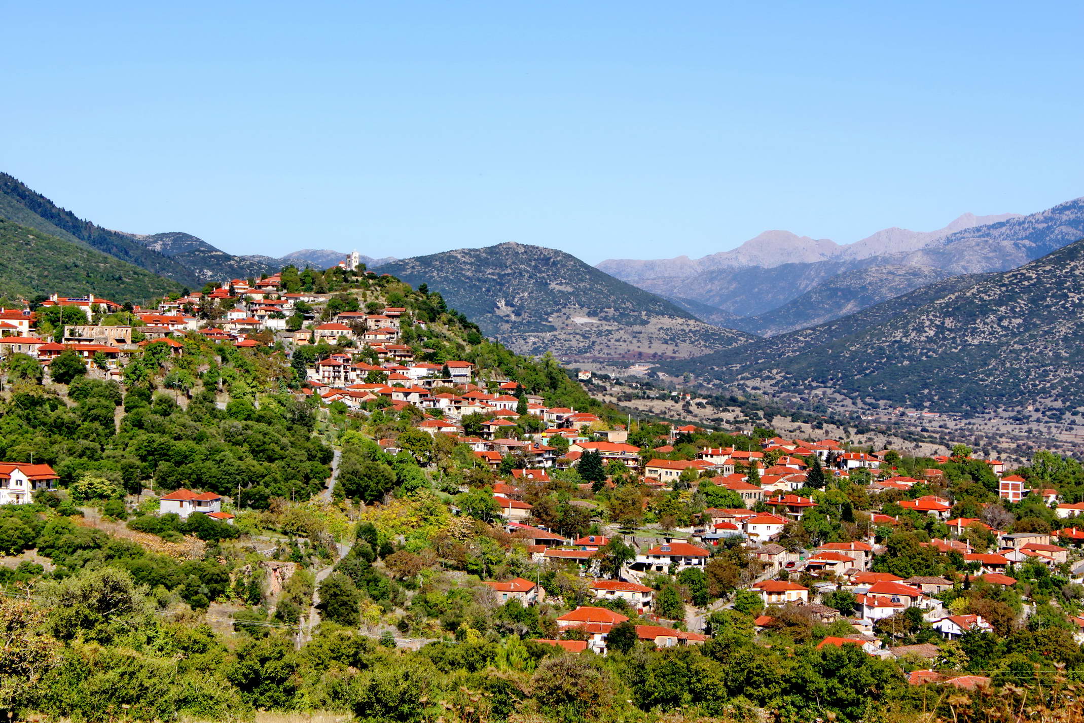 Λεβίδι άνοιξη παράδεισος καλοφαγάδων Μοριά | travel.gr