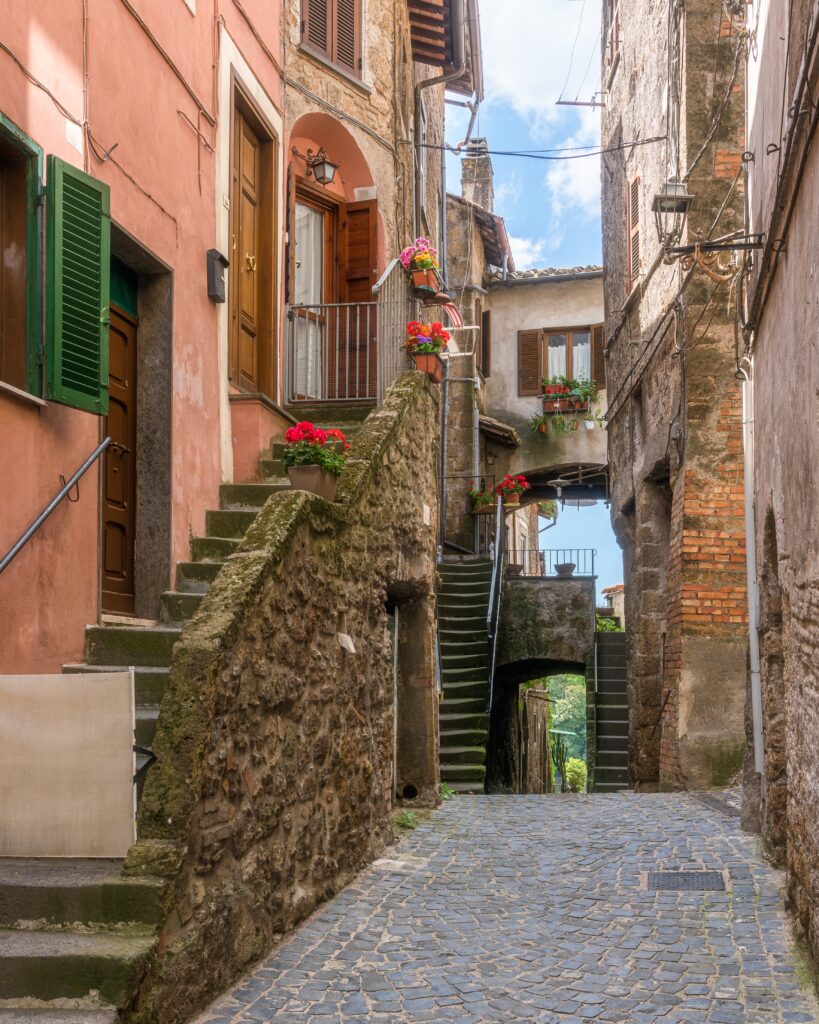 Capranica: Μια υπέροχη μεσαιωνική πόλη μόλις μια ώρα από τη Ρώμη ...