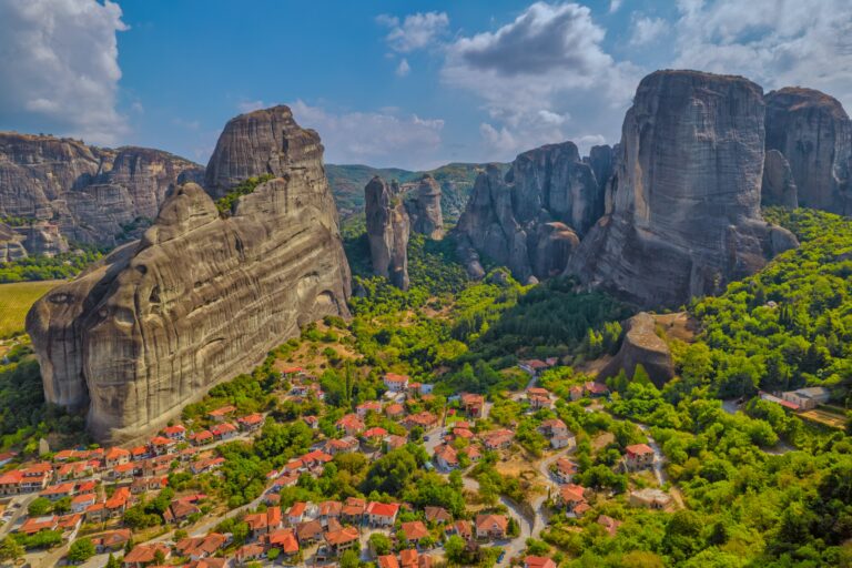 The Secret Trails of Meteora: A Hikers' Guide | Travel.gr/en