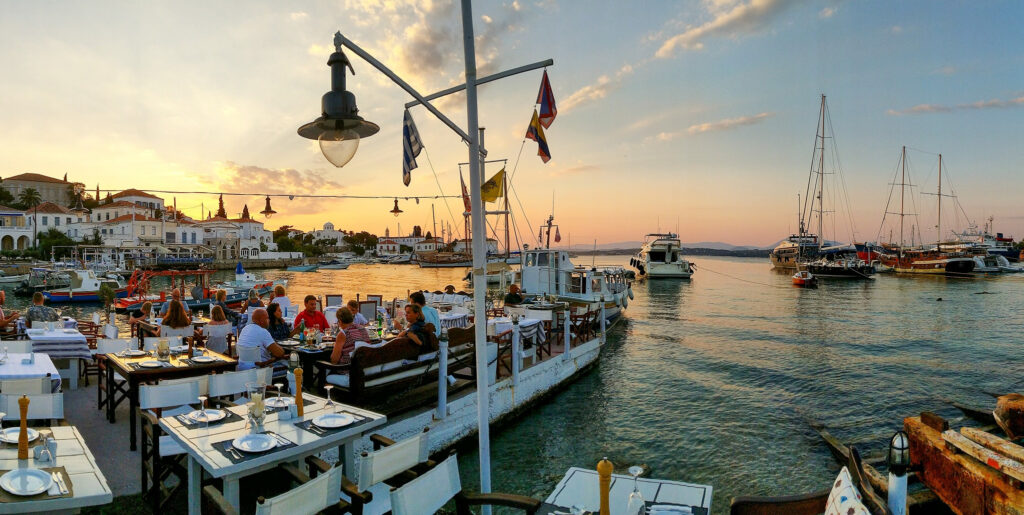 Where to Eat Now in Spetses | travel.gr