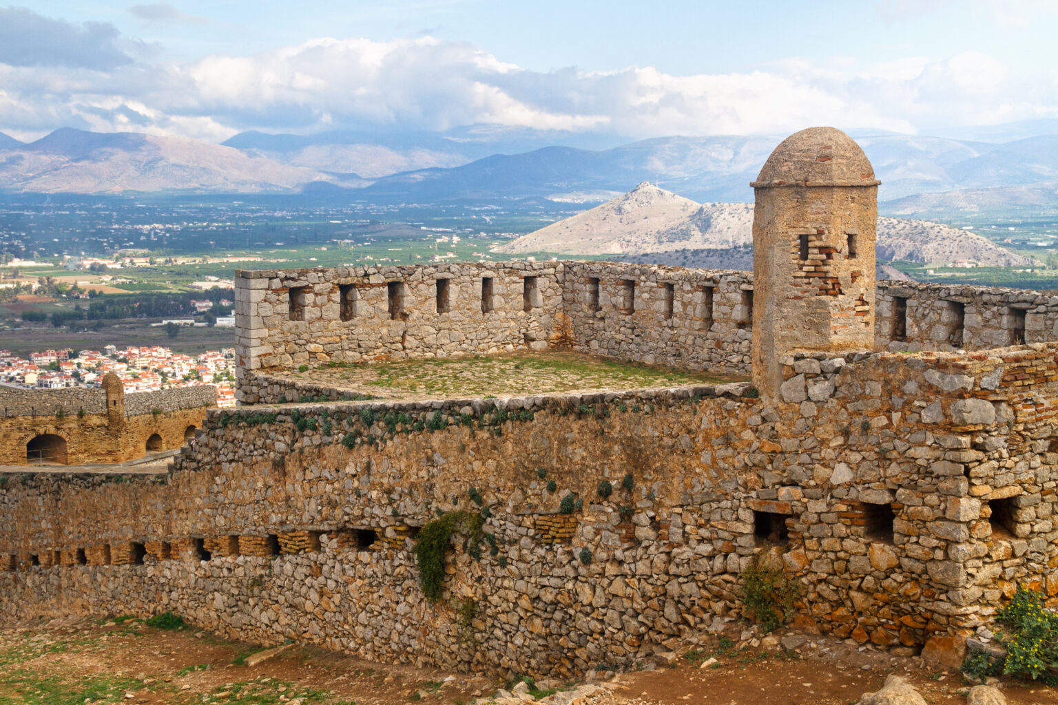 Palamidi Castle: Venetian Brilliance and Greek Resilience| travel.gr