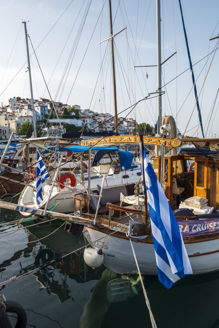 Χώρα Σκοπέλου ταξίδι μικροπολιτεία Σποράδων | travel.gr