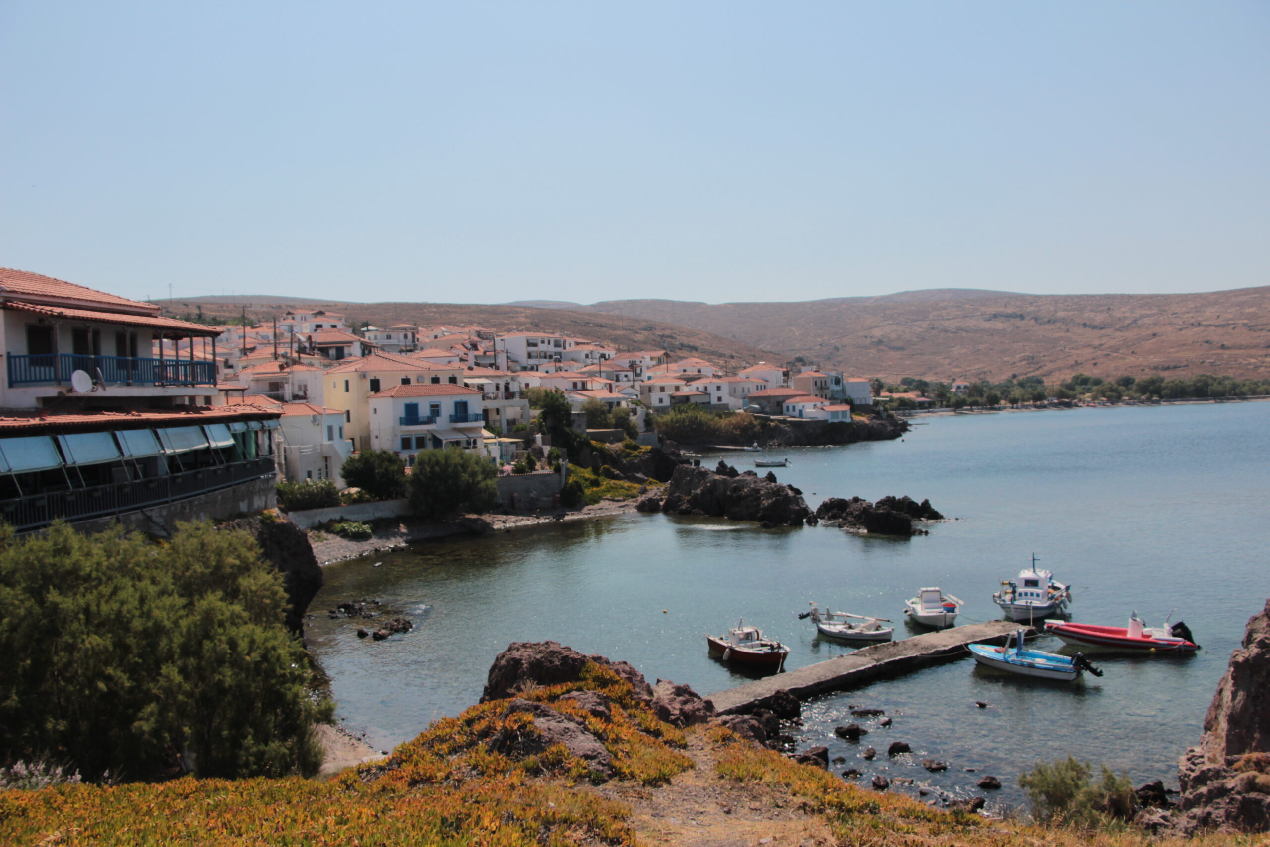 Idiosyncratic Sigri, a Quaint fishing Village on Lesvos| travel.gr
