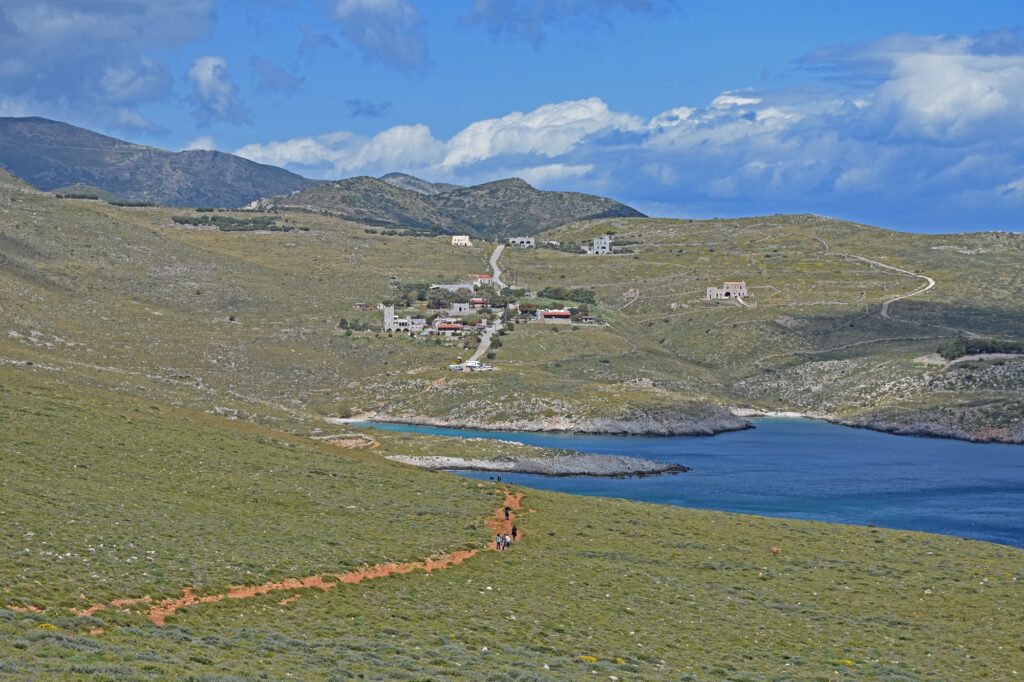 Μάνη Μανιατών παραδοσιακές αξίες αγάπη για ρίζες | travel.gr