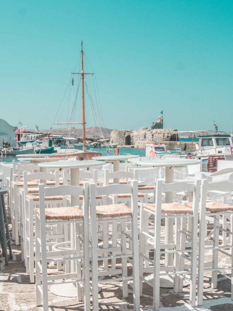 10 Unmissable Bars in Paros' Naoussa Town