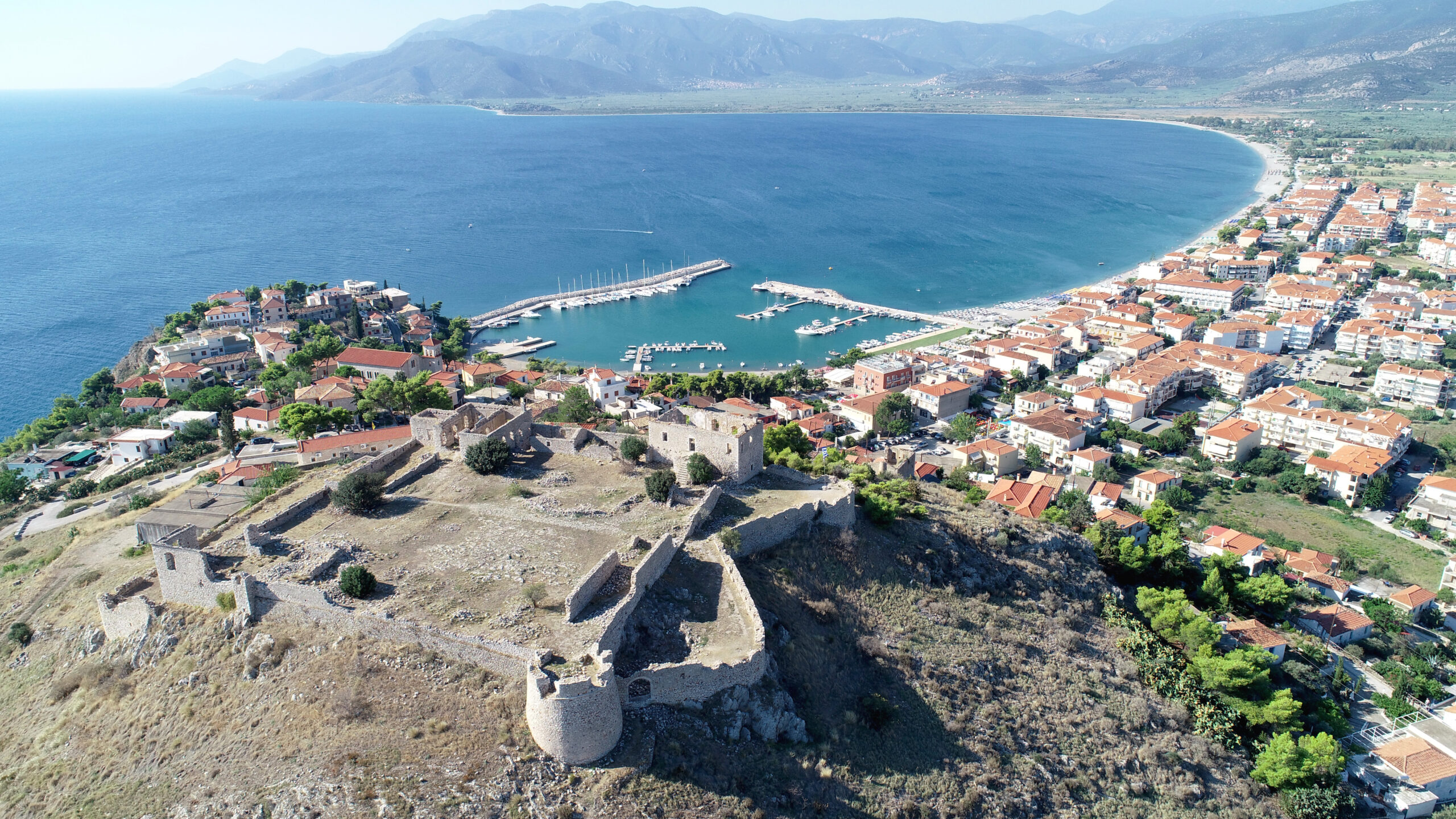 Απόδραση Πελοπόννησο: Παράλιο Άστρος και Λεωνίδιο | travel.gr