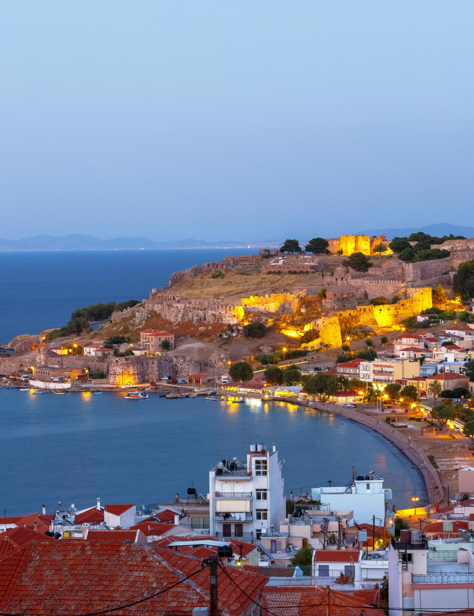 Μυτιλήνη: Χρονοκάψουλα στο Αιγαίο | travel.gr