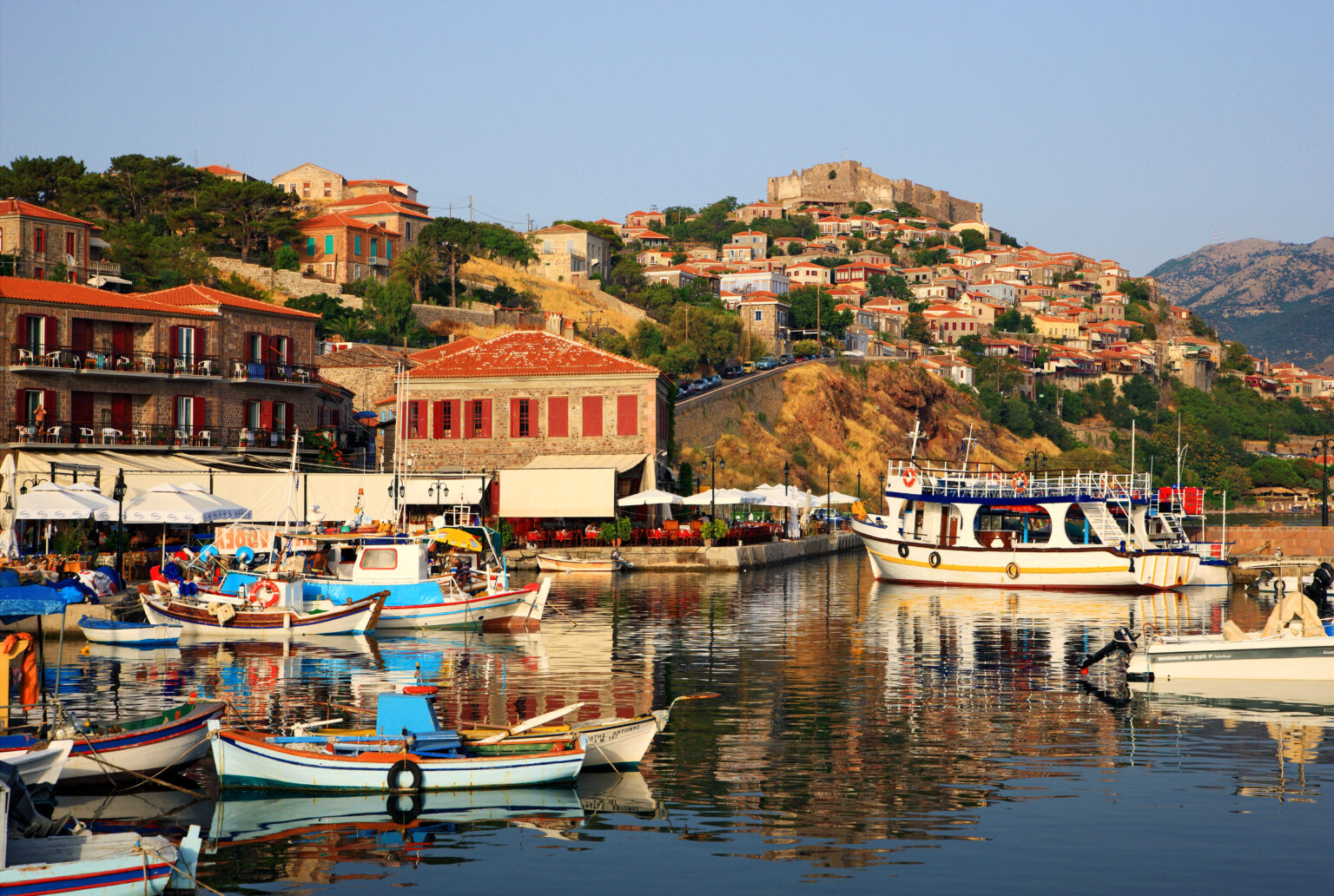 Λέσβος: Ένα ανεξερεύνητο πολύτιμο νησί | travel.gr