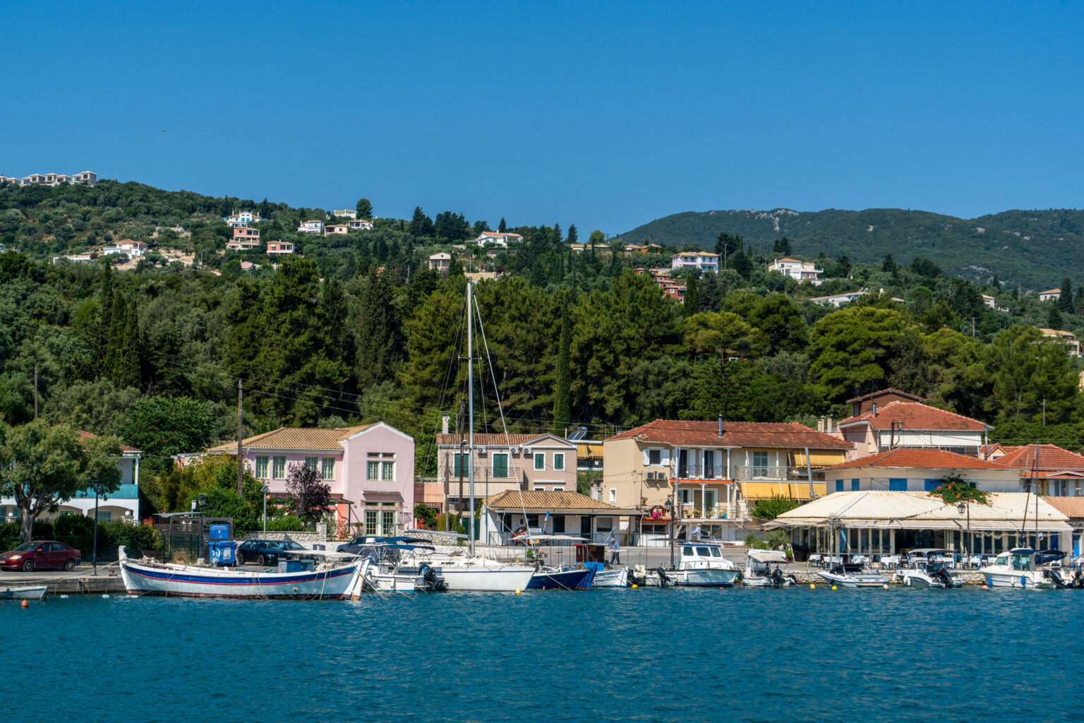 Ταξιδιωτικός οδηγός για τη Λευκάδα -Εμπειρίες, φαγητό, διαμονή | travel.gr