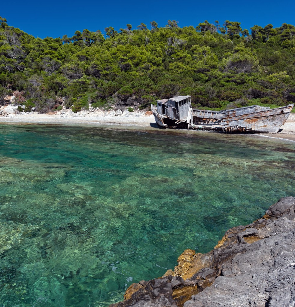GRVisit | Best of Σκύρος: Αξιοθέατα, παραλίες, διαμονή και διευθύνσεις ...