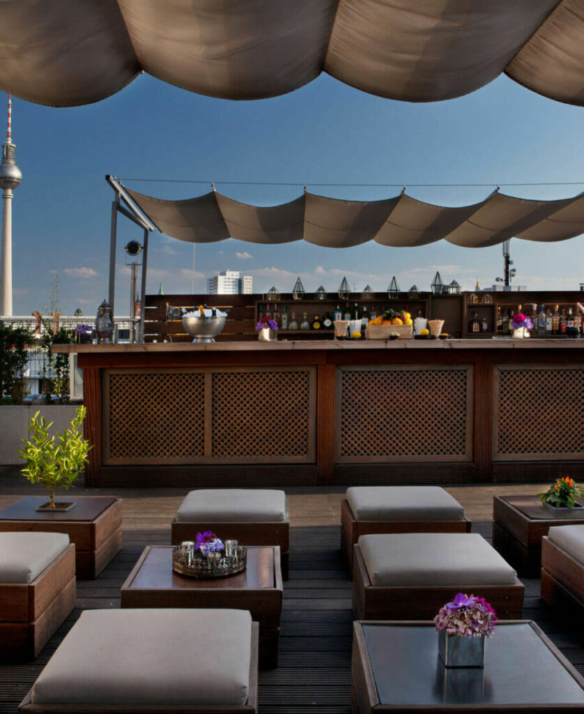 8 εντυπωσιακά rooftop μπαρ του Βερολίνου | travel.gr