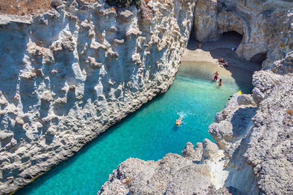 Papafragas: The Small Cavernous Cove on Milos | travel.gr