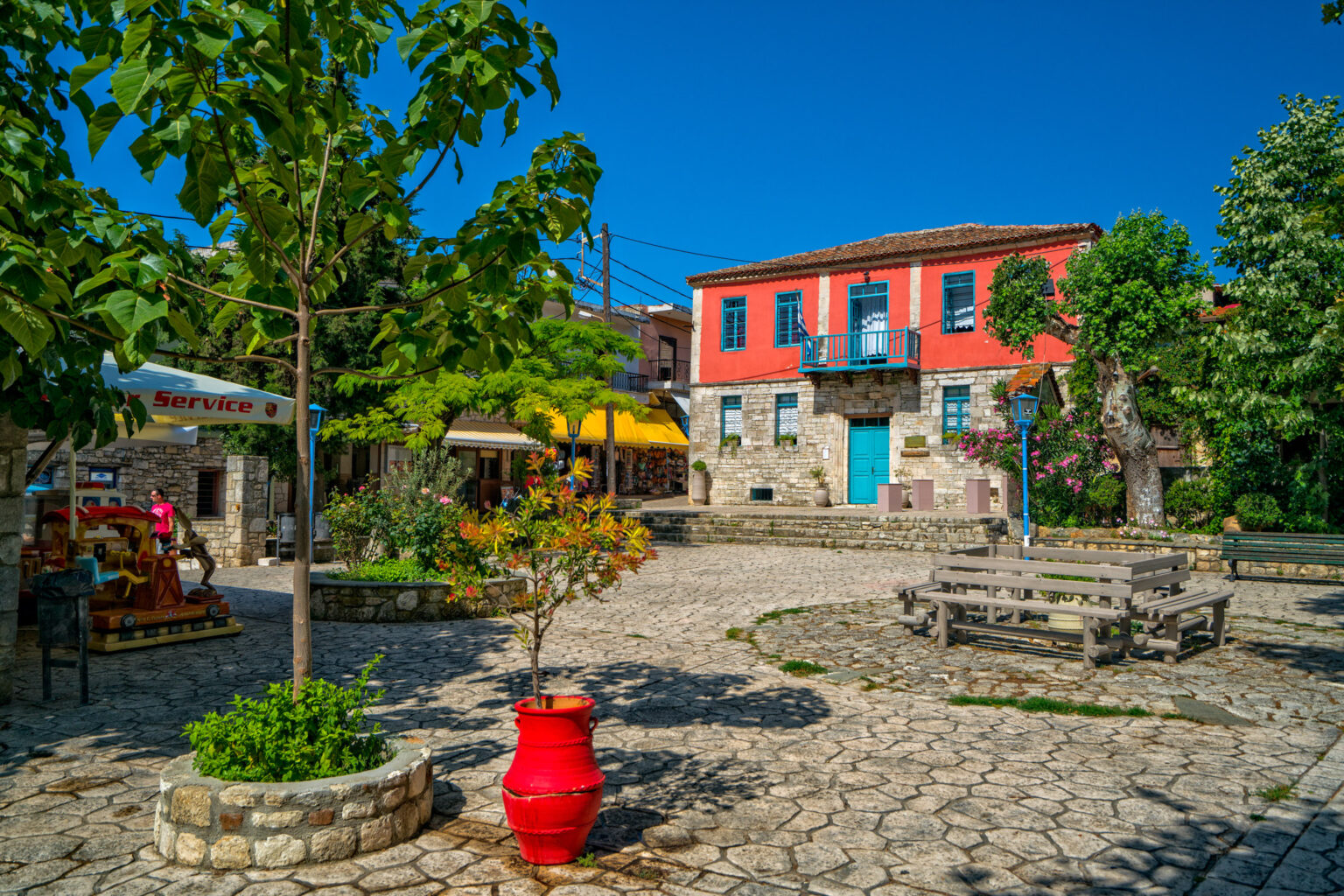 Άφυτος: Χωριό της Χαλκιδικής με ιστορία και παράδοση | travel.gr