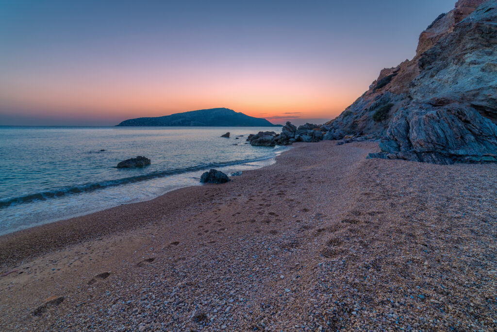 H παραλία ΚΑΠΕ στα Λεγρενά της Αττικής | travel.gr