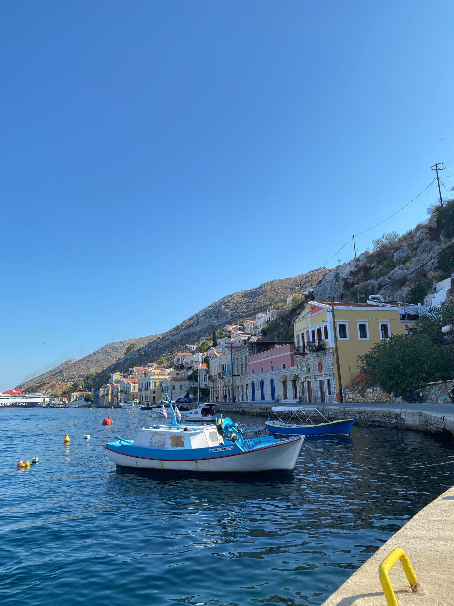 Οδηγός για τη Σύμη, την αρχόντισσα των Δωδεκανήσων | travel.gr