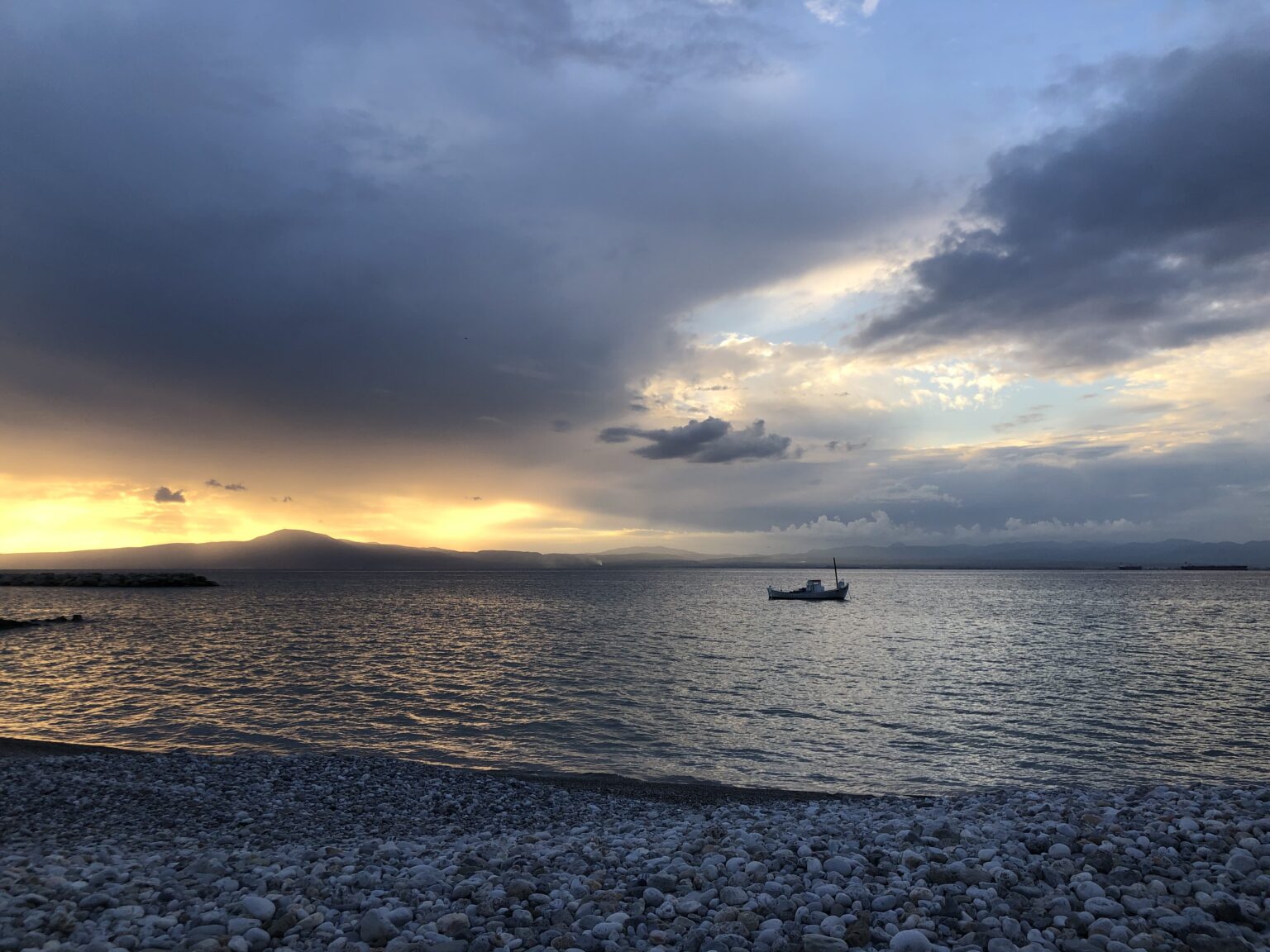 «Θάλαττα θάλαττα» του Γιώργου Γιαννόπουλου| travel.gr