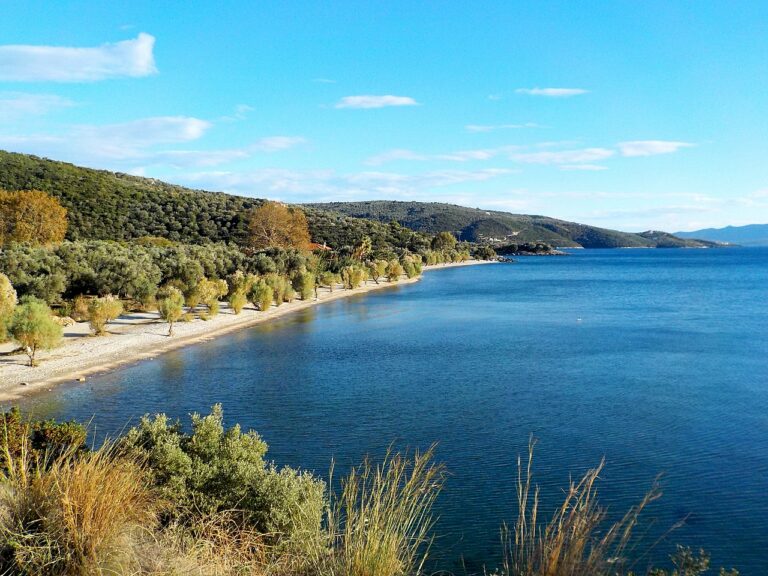 H νότια πλευρά του Πηλίου σε 4 τροχούς -Εκπληκτικές παραλίες δίπλα στο ...