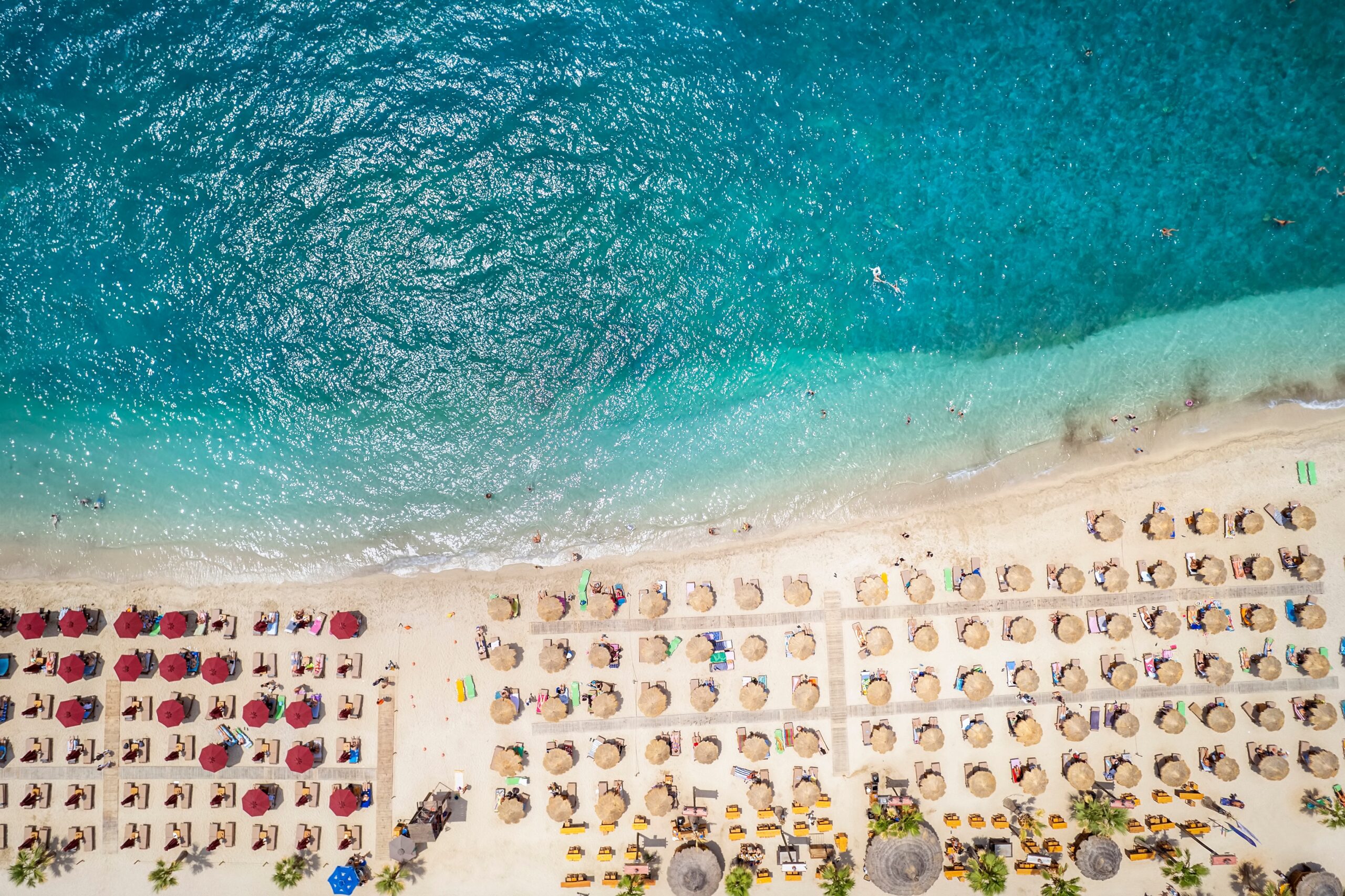 8 αμμουδερές παραλίες στην Αττική | travel.gr