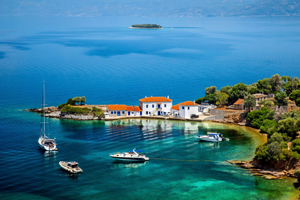 Μηλίνα: Το παραθαλάσσιο χωριό του Νότιου Πηλίου | travel.gr