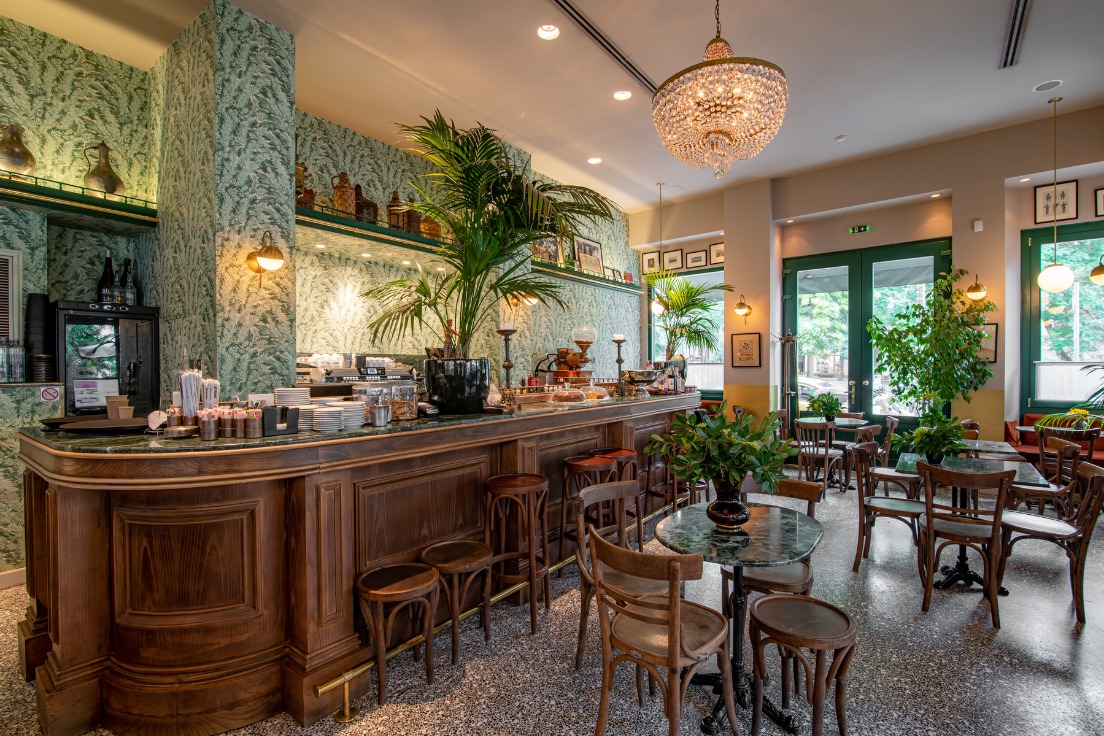 6 Stylish Cafés with Nostalgic Old Athens Vibes | travel.gr