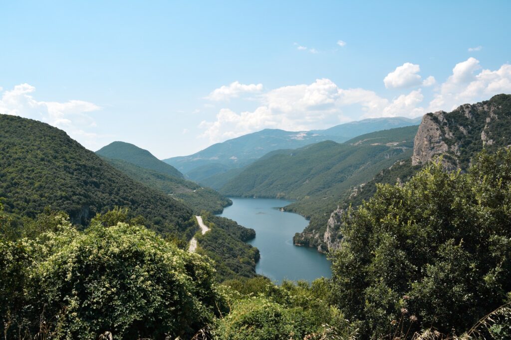 Northern Greece: A Stroll Along the Banks of Aliakmonas | travel.gr