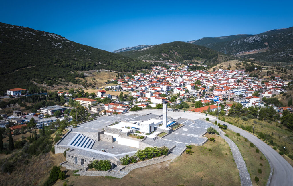 Πέντε χωριά-προορισμοί Παρνασσό, πλην Αράχωβας | travel.gr