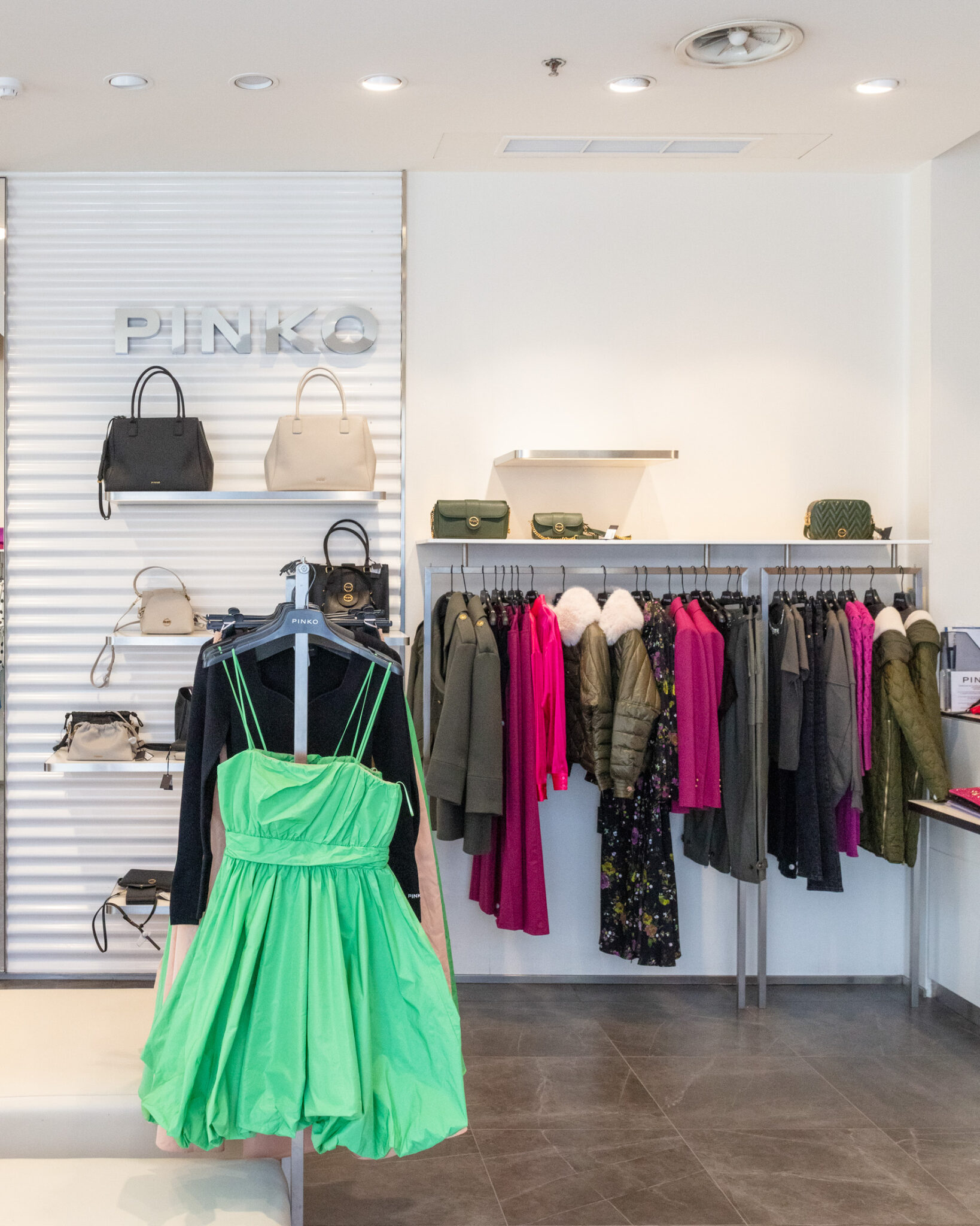 Experience Shopping Designer Outlet Athens| travel.gr