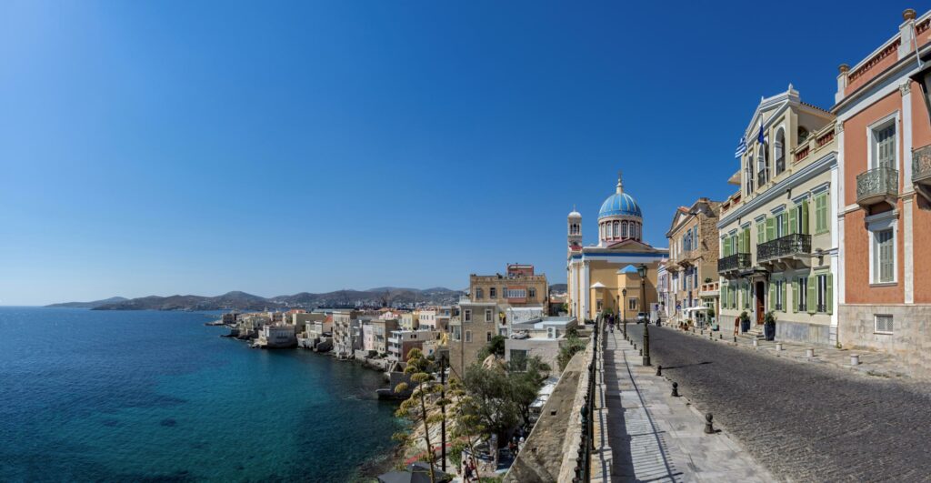 Σύρος, η αρχόντισσα των Κυκλάδων -Οδηγός για το νησί | travel.gr